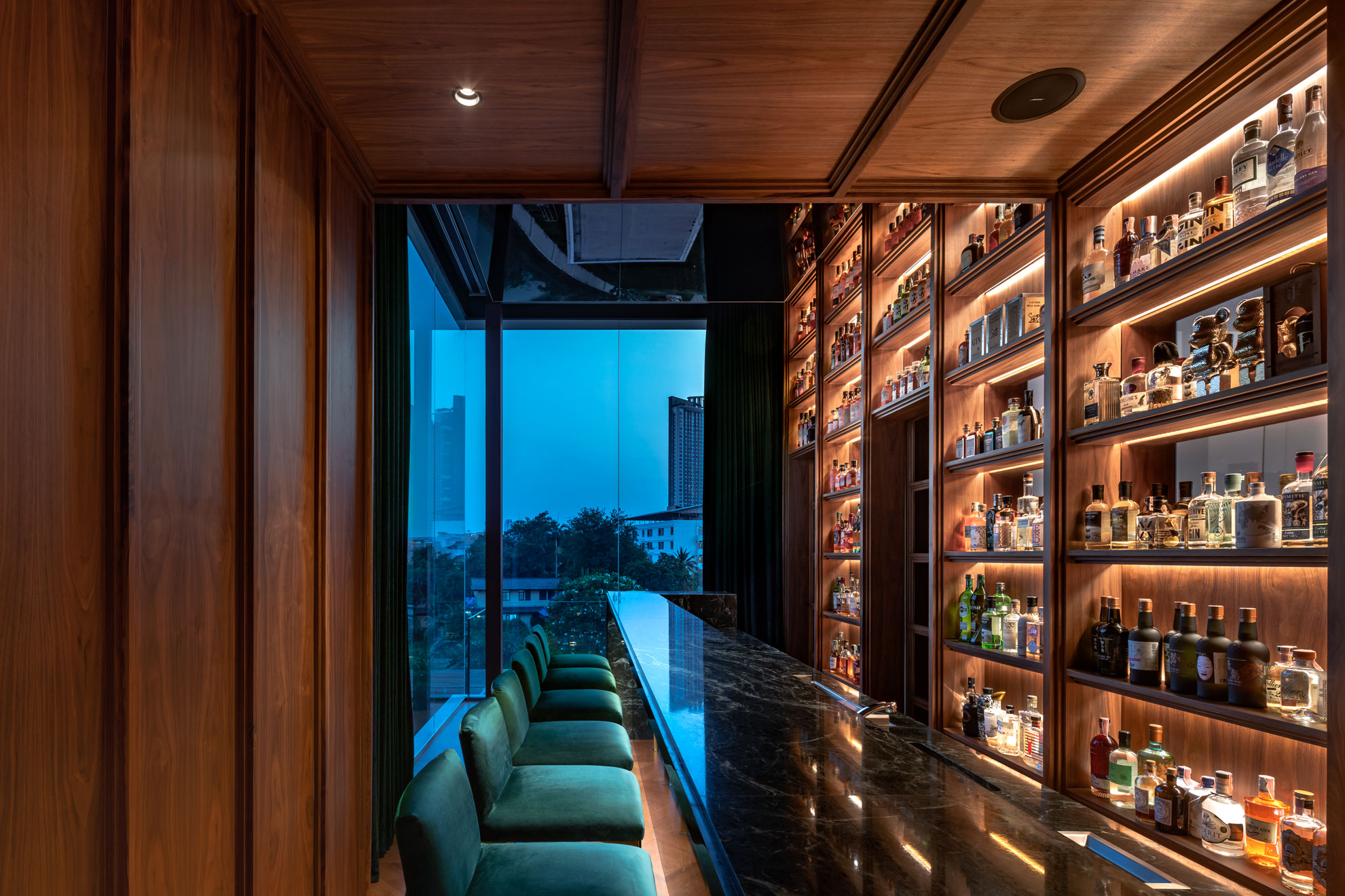 Niko The Secret Bar - Onion